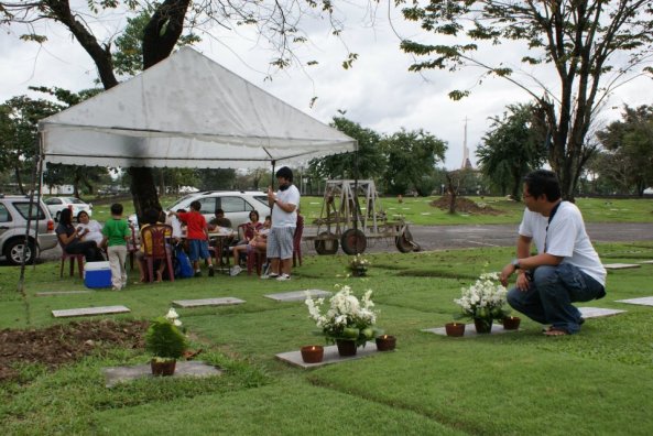 Undas: A Unique Tradition of Honoring the Dead in the Philippines | SCJ ...